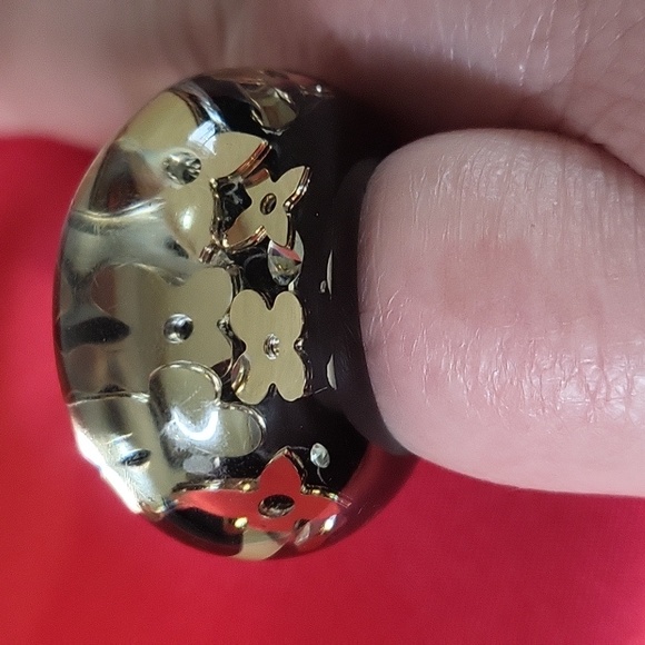 Louis Vuitton | Jewelry | Louis Vuitton Berg Inclusion Blossom Ring ...